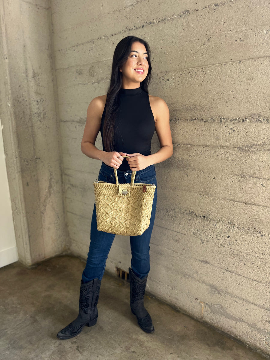 Essential Tote – Isabel + Grace
